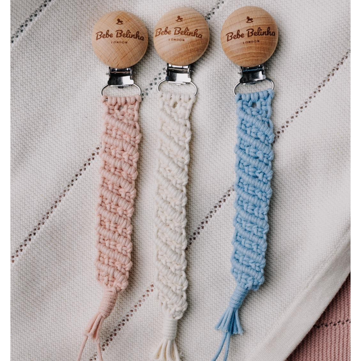 Cream Braided Pacifier Clip – Bebe Kangaroo